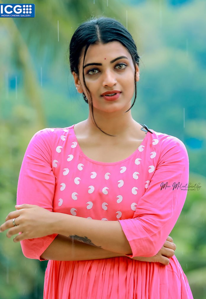 Amrutha Saju (Ammuzz Amrutha) Biography, Age, Family & Movies - MixIndia
