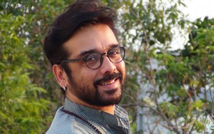 Actor Vineet's voice to several girls ‌ phone call, says so - MixIndia