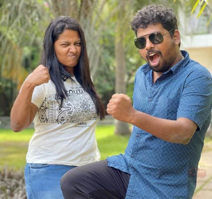 Sathish Deepa Biography, Age, Family & Movies - MixIndia