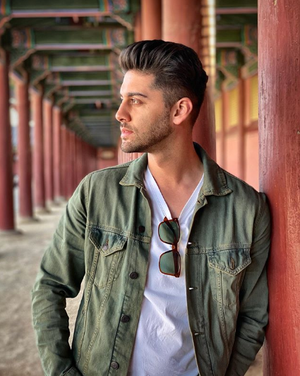 Ehan Bhat Biography, Age, Family & Movies - MixIndia