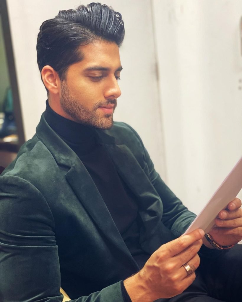 Ehan Bhat Biography, Age, Family & Movies - MixIndia