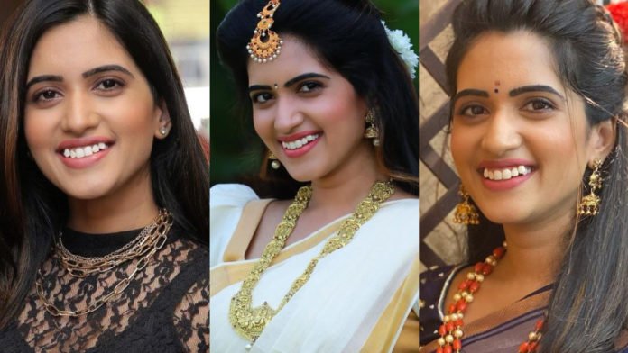 Sravanthi Prashanth Biography, Age, Family & Movies - MixIndia