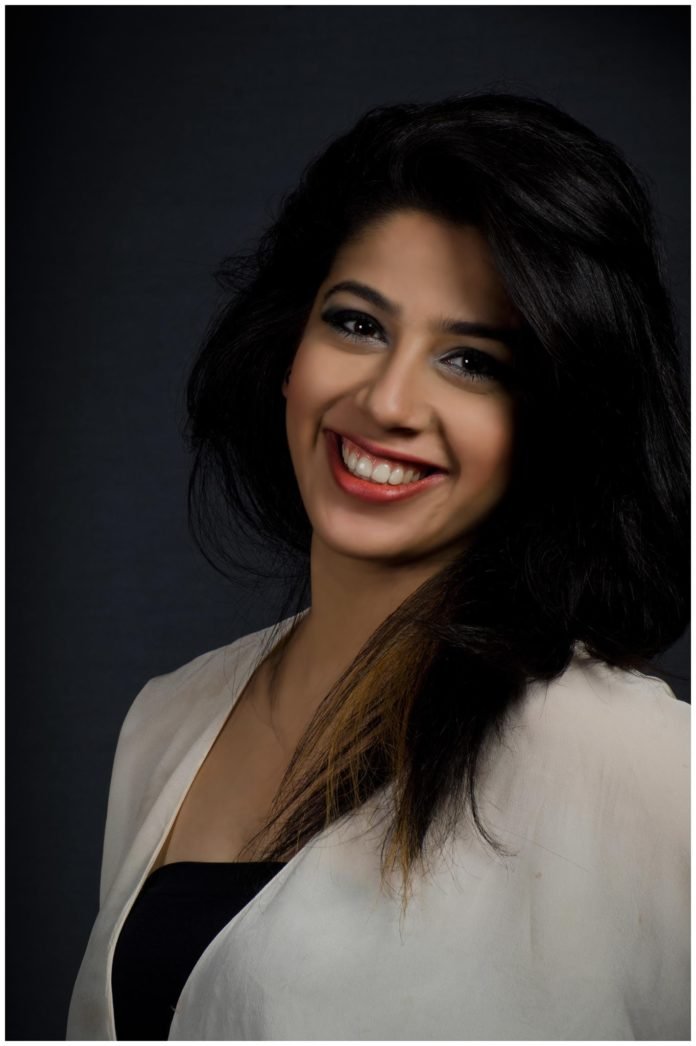 Ana Ilmi Biography, Age, Family & Movies - MixIndia