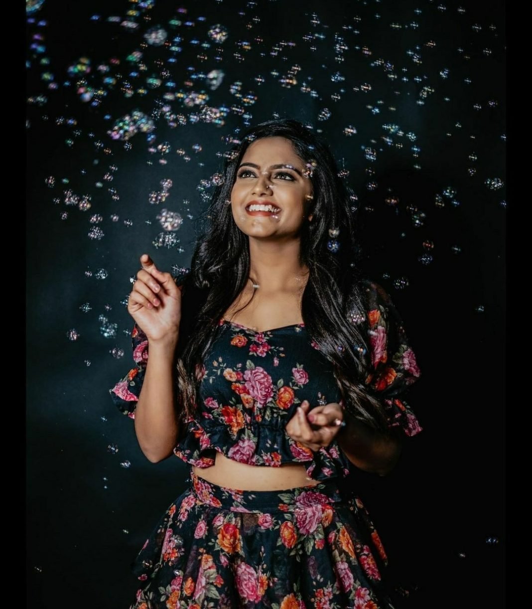 Darshini Gowda Biography, Age, Family & Movies - MixIndia