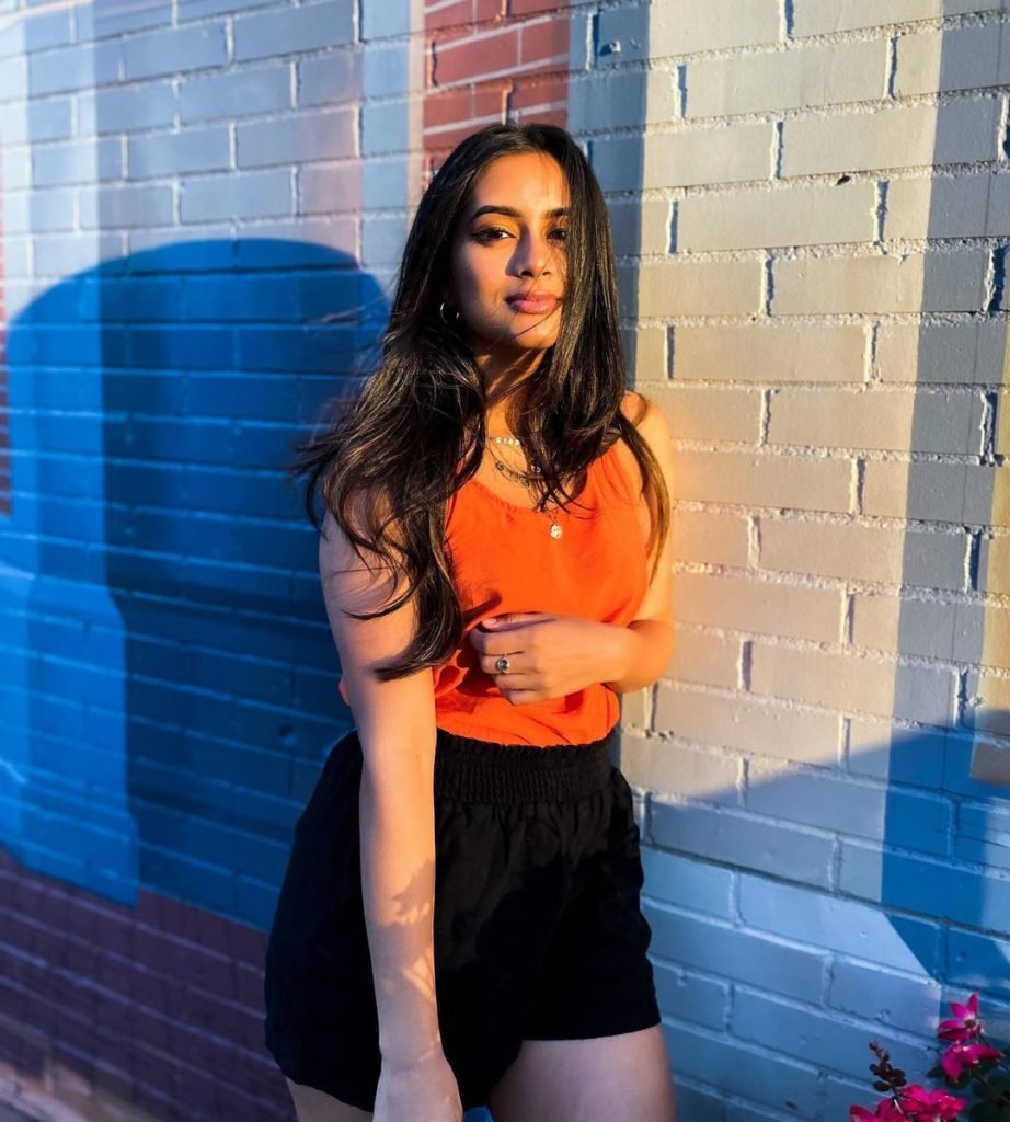 Neha Krishna Biography, Age, Family & Movies - MixIndia