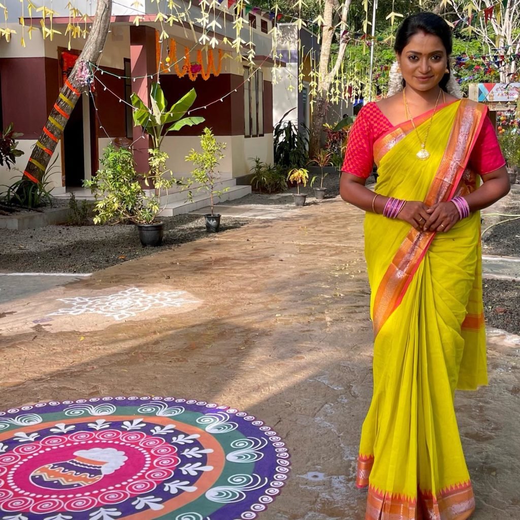 R. Karuna Vilasini Biography, Age, Family & Movies - MixIndia