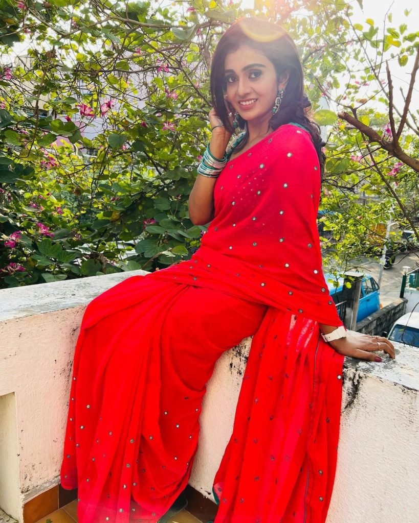 Sunitha (TV Actress) Biography, Age, Family & Movies - MixIndia
