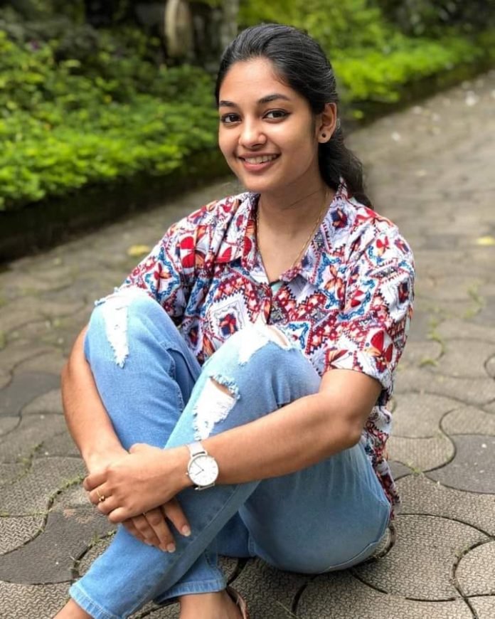 Ivana (Actress) Biography, Age, Family & Movies - MixIndia