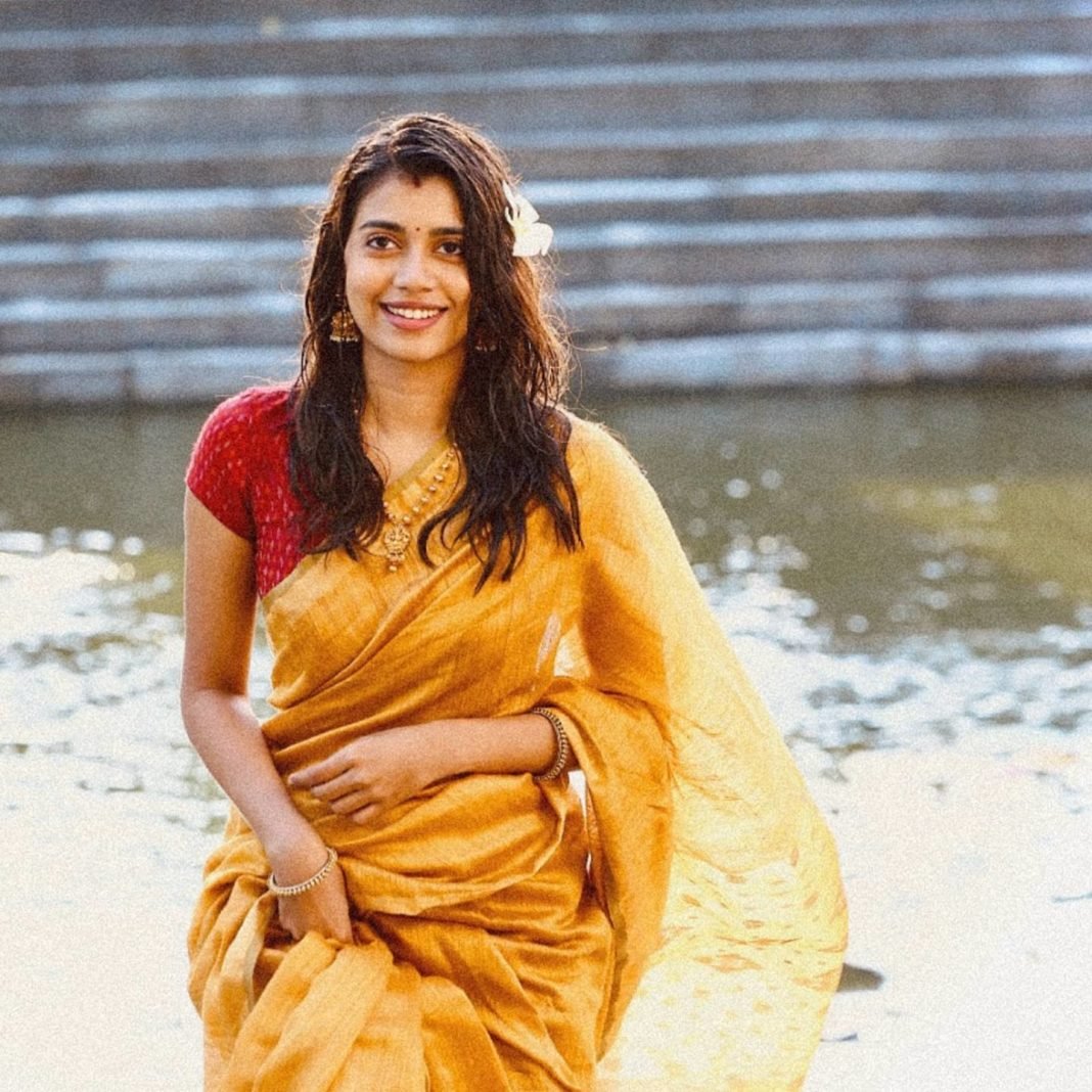 Vinsu Rachel Sam Biography, Age, Family & Movies - MixIndia